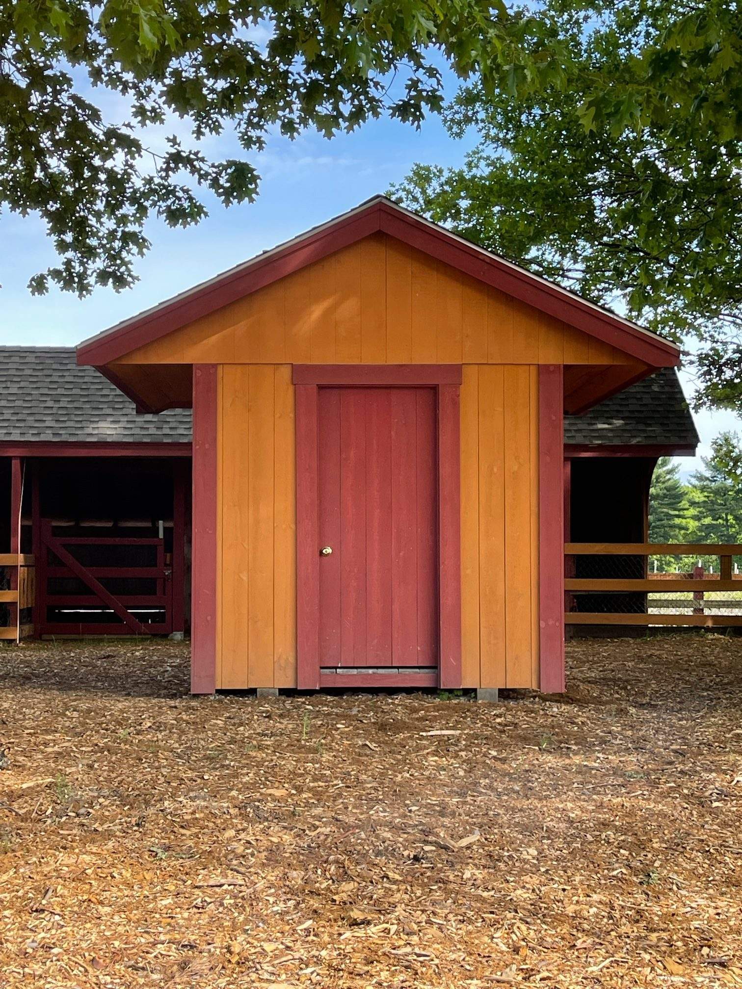 Lowell MA Area Petting Farm and Barnyard Animals – Parlee Farms